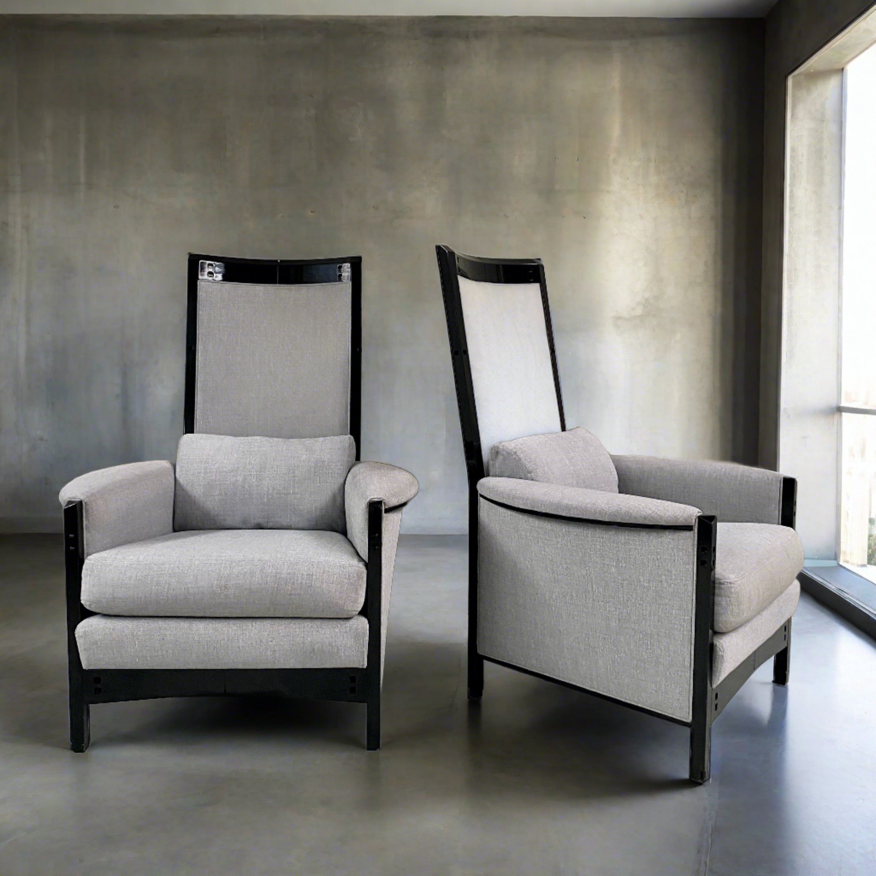 2 x High Back Lacquered Lounge Chairs "Peggy" by Umberto Asnago for Gi ...